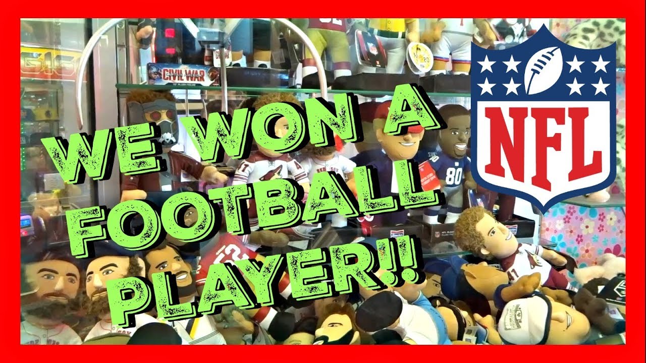 WE WON A FOOTBALL PLAYER FROM THE CLAW MACHINE!! - YouTube