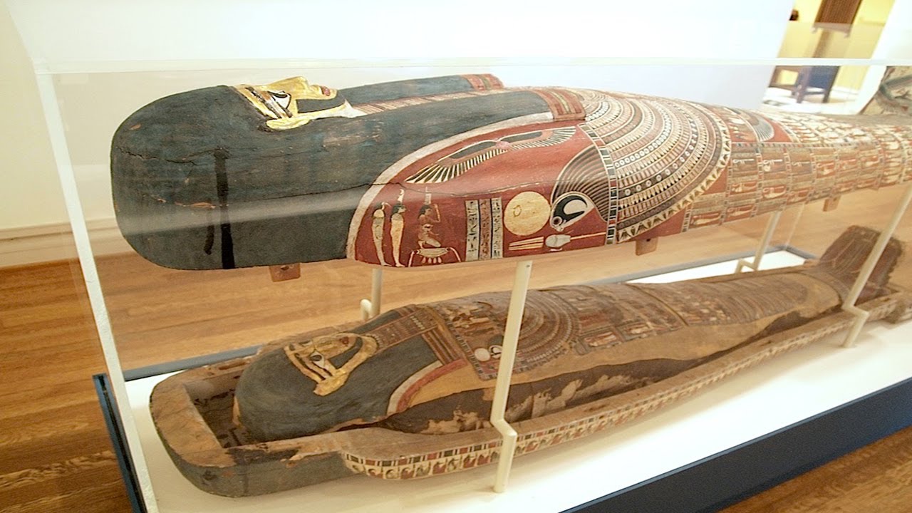 Mummy on Passing Bed - YouTube