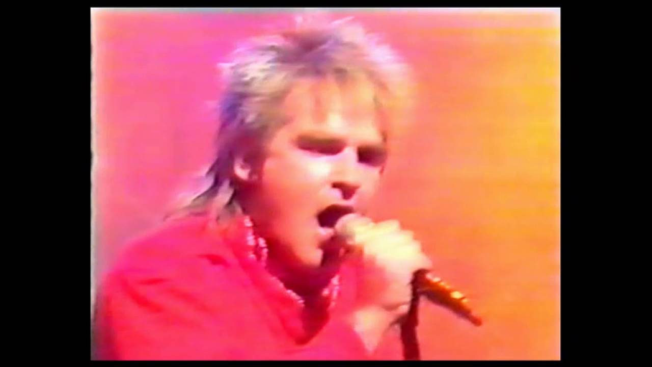 The Alarm - Absolute Reality (Europe A Go Go 05.01.85) - YouTube