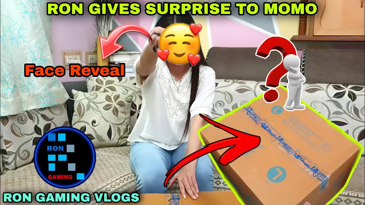 RON GIVES EXPENSIVE SURPRISE GIFT TO MOMO & UNBOXING WITH MOMO'S FACE REVEAL - YouTube