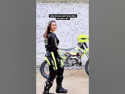 #motogirl #dirtbikegirl #borntoride #motolife #endurogirl #harleygirl #ride #moto #mxgirl - YouTube