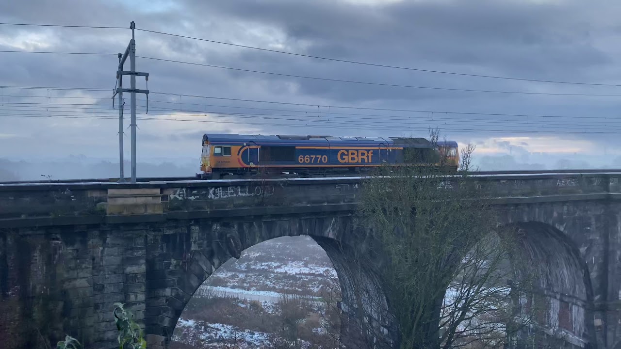 Class 66770 @ Newton-Le-Willows - YouTube