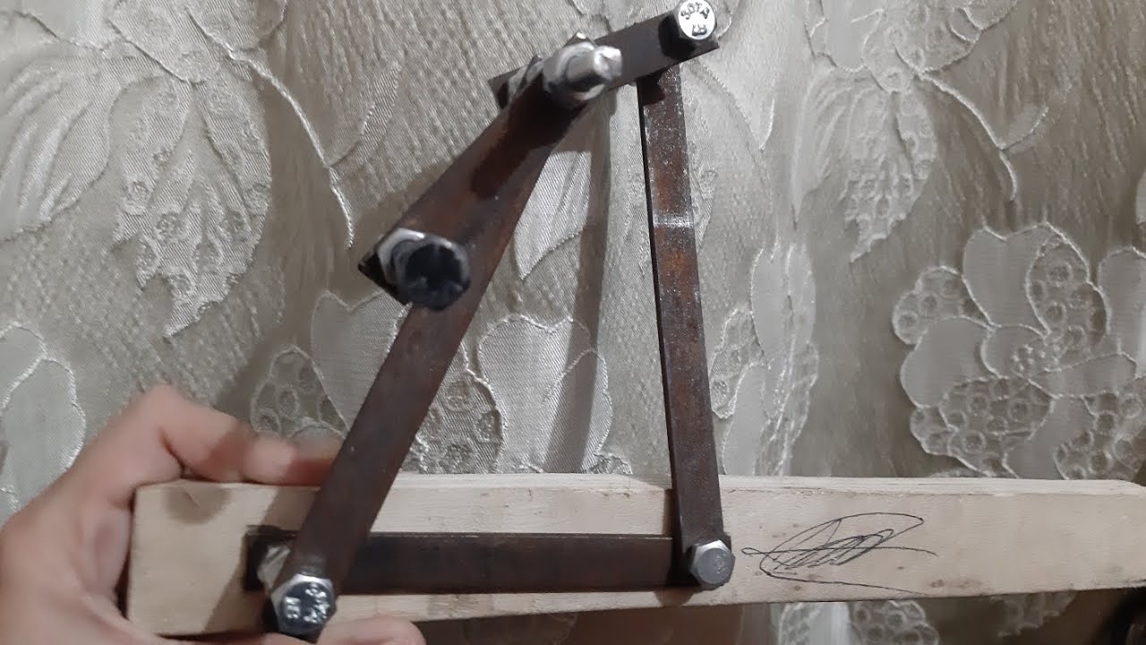 Práctica 3 Mecanismo de doble balancin de Grashof - YouTube