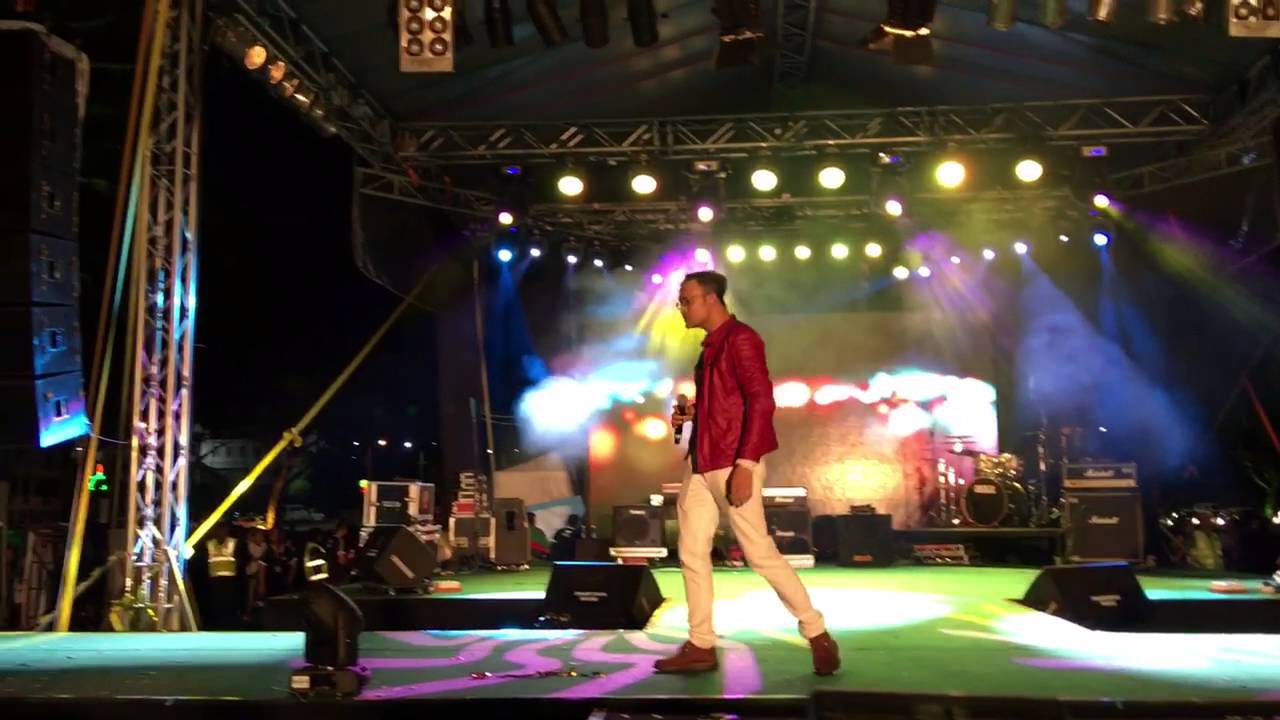 Maafkan Aku - iR Radzi live - YouTube