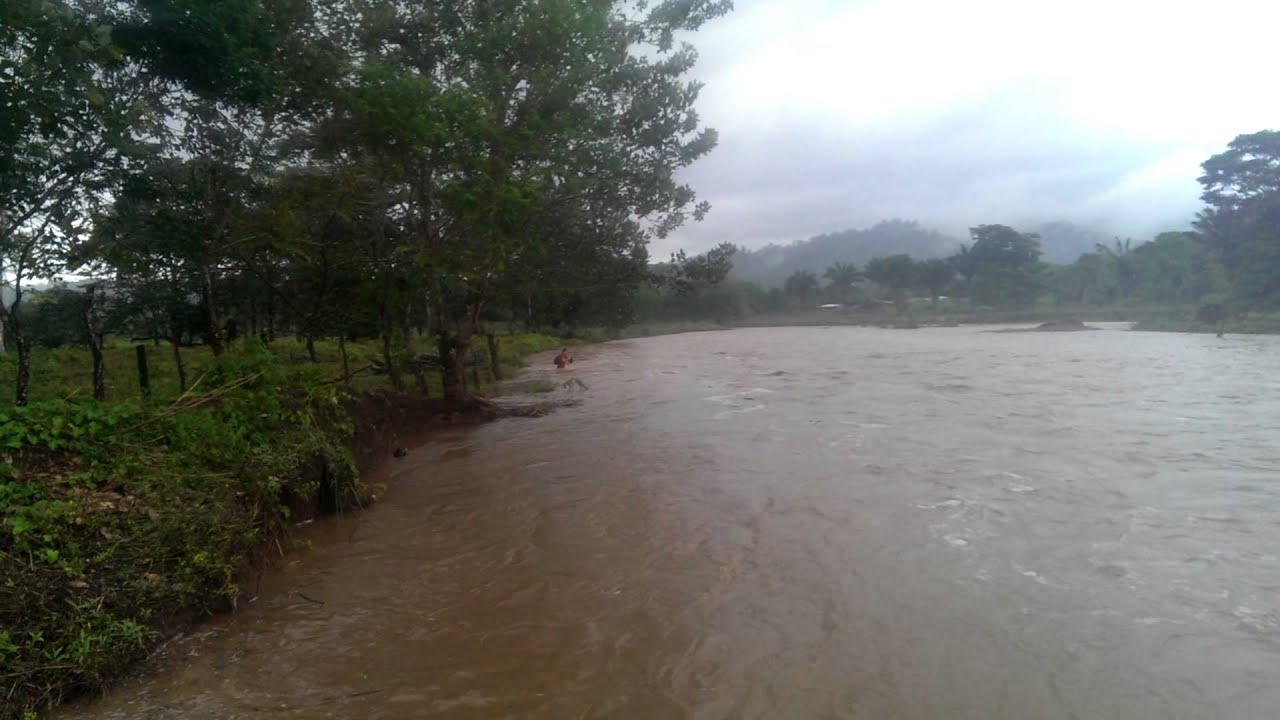 Impossible River Crossing at Drake Bay Costa Rica - YouTube