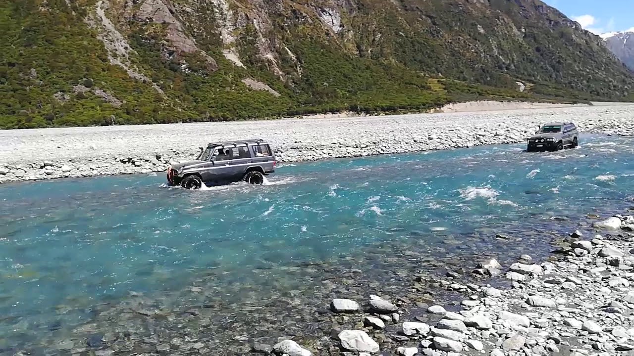 Wilberforce kzj78 river crossing - YouTube