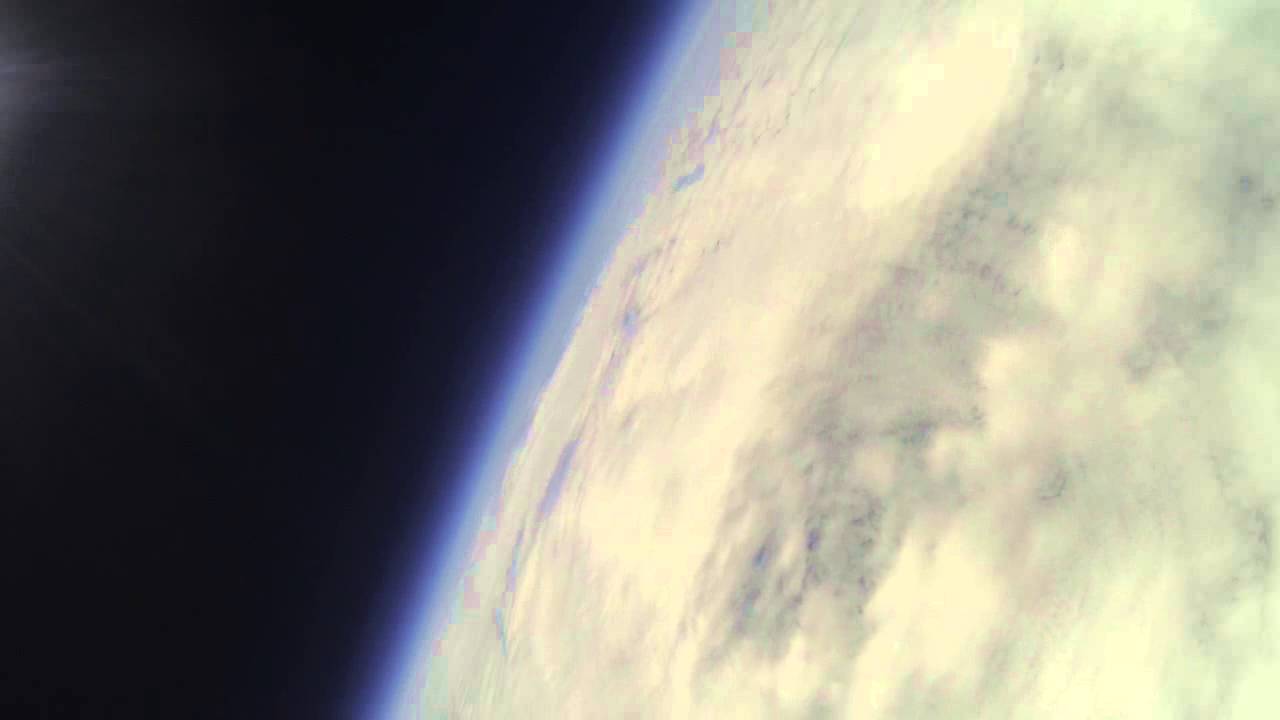 Near Space Balloon Launch: Project Stratosphere 100,000 ft[HD] - YouTube