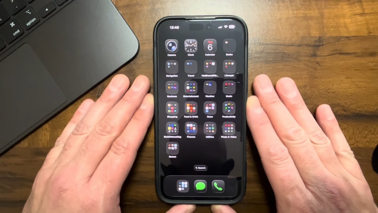 How To Rotate Screen On iPhone 17 Pro Max - YouTube