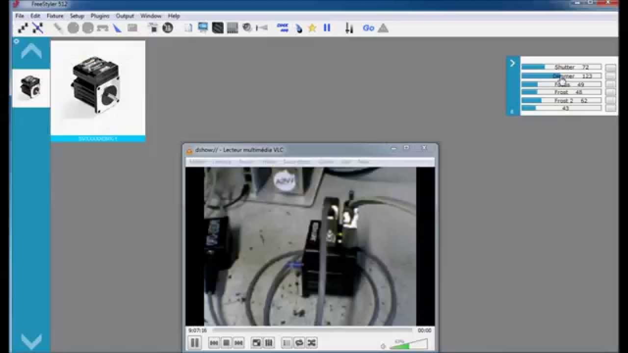 A2V - Demo moteur ANIMATICS Smart Motor et Freestyler DMX - YouTube