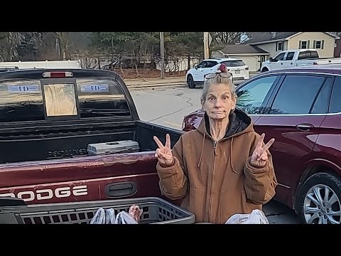 Hag is back! #goats #chickens #farmlife - YouTube