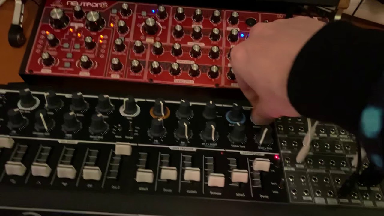 Secret jam! Hidden for some time. Live progressive minimal minibrute 2s ...