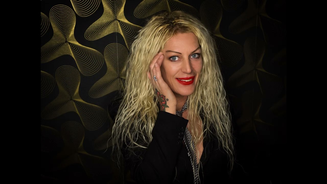 Helena Iren Michaelsen, Bed Of Roses - YouTube