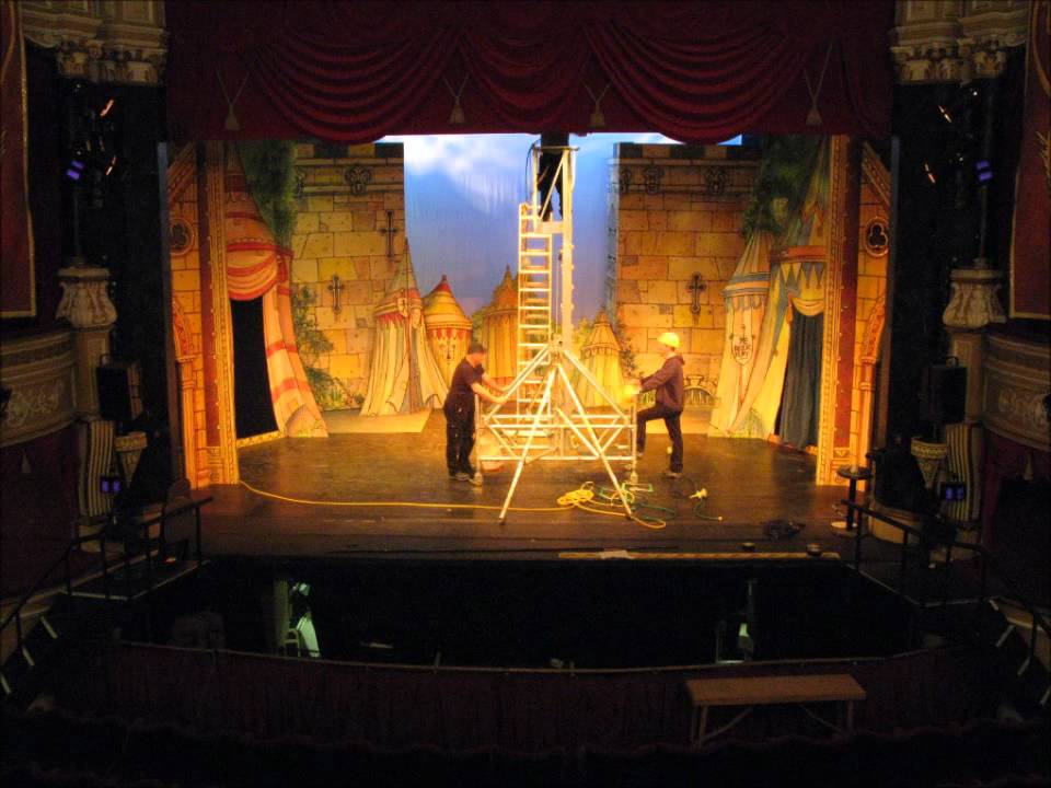 Panto Production Timelapse - Devonshire Park Theatre 2011/12 - YouTube
