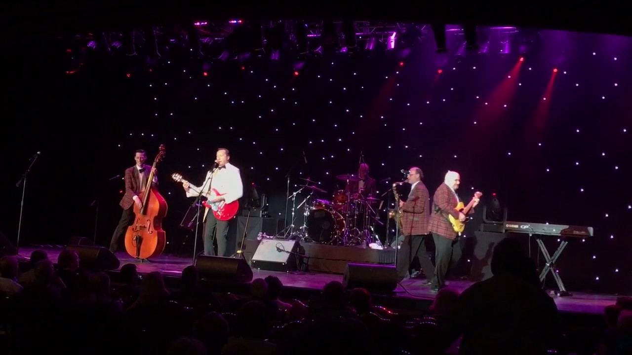 Bill Haley JR. And The Comets / Rock Around The Clock - YouTube