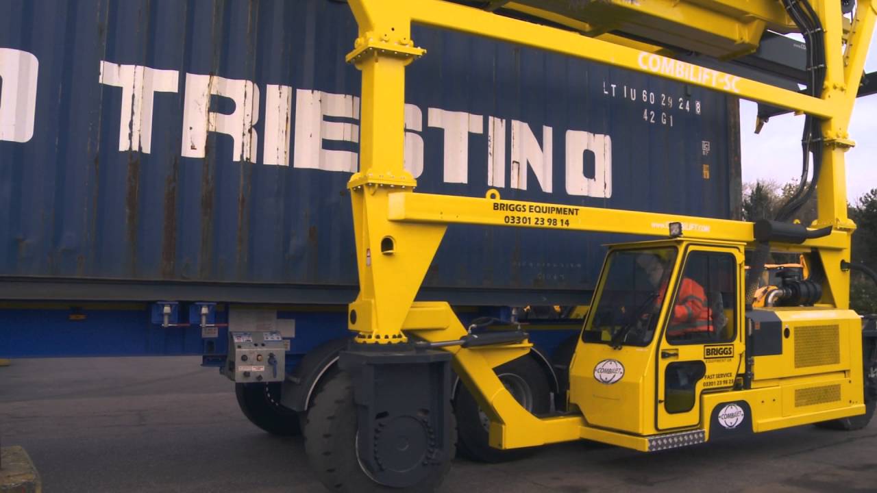 BAP Group use container handler from Briggs Equipment at Port of ...