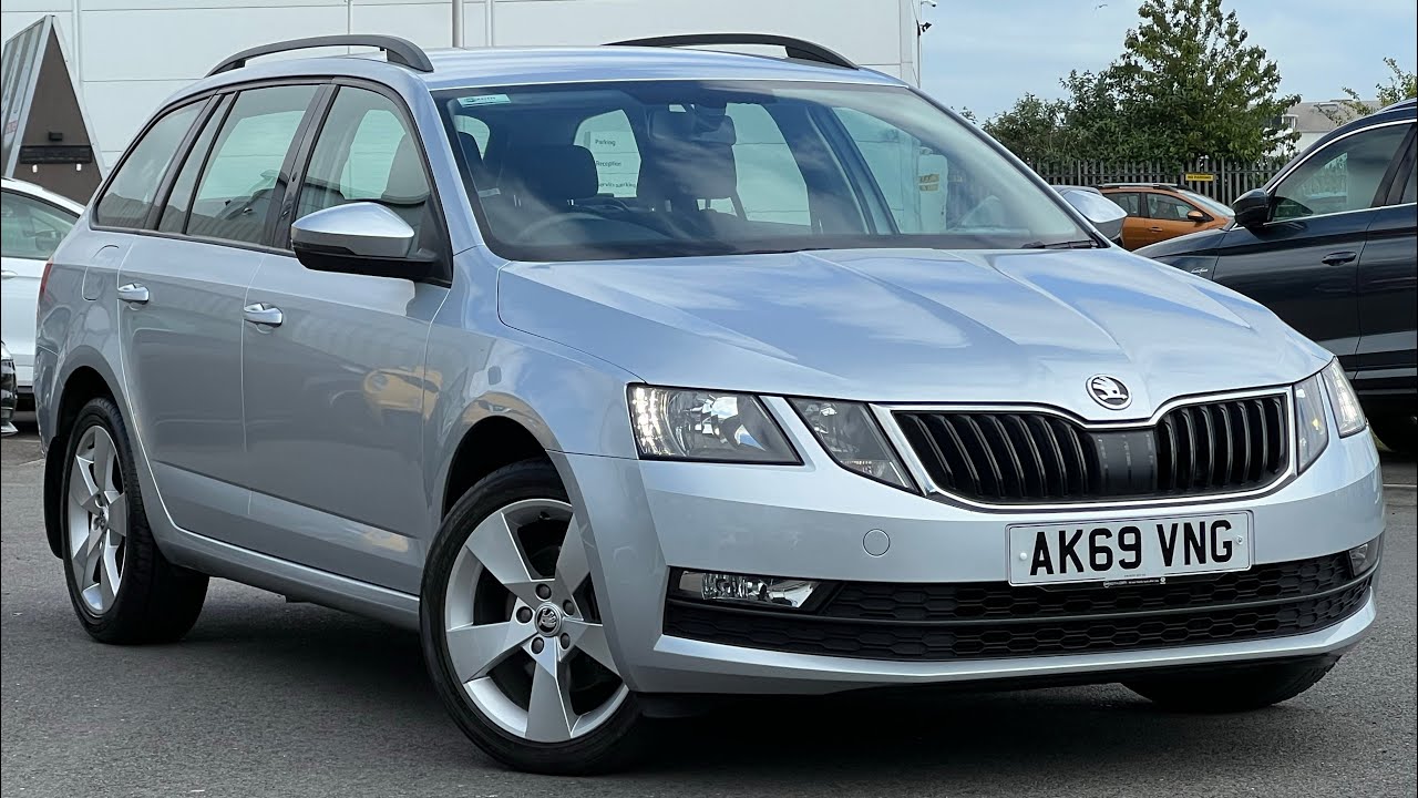 AK69VNG Skoda Octavia 1.5TSI SE Drive Brilliant Silver Metallic - YouTube