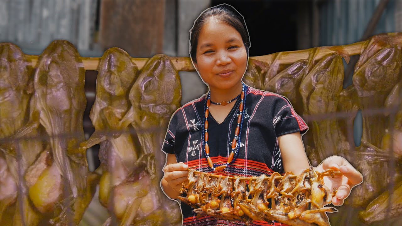 Eating Smoked Frogs with Vietnam's Katu People - YouTube