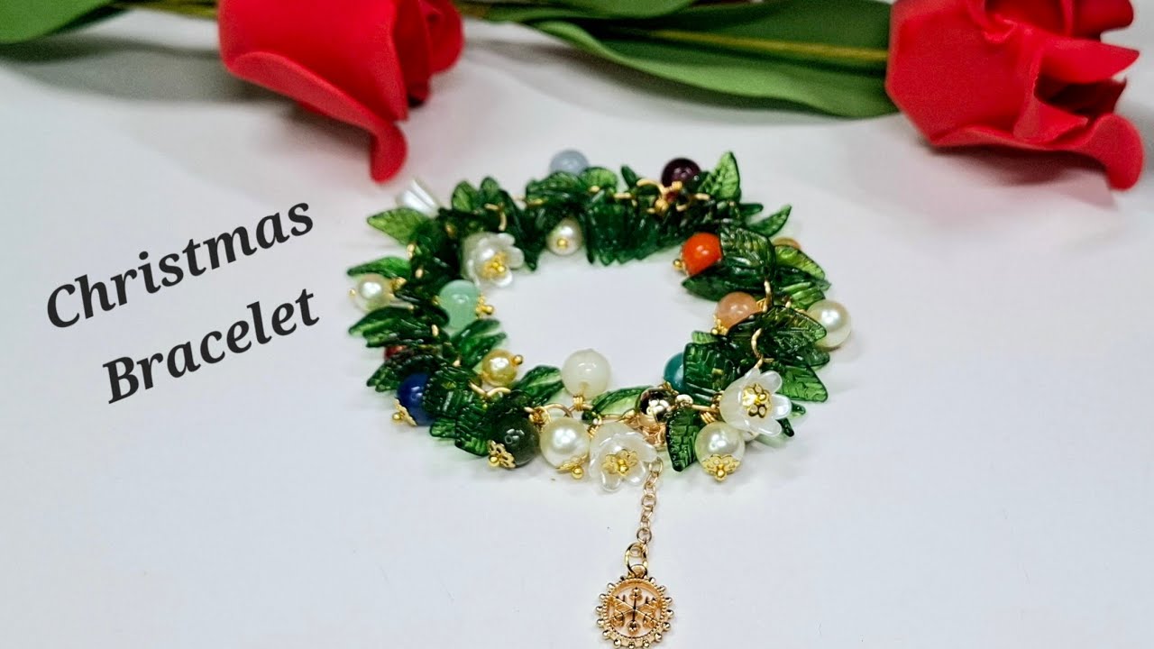 Christmas Bracelet Green Leafs and Multicolor Pearl with Pandet! - YouTube