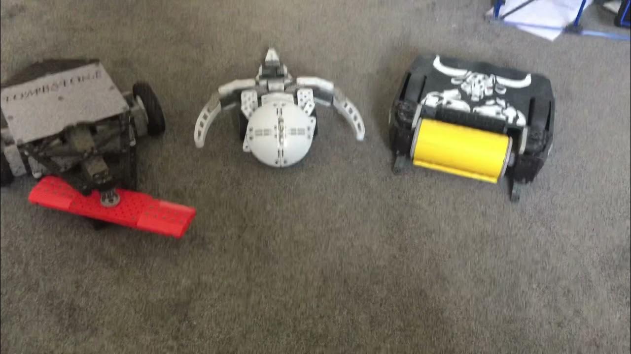 HEXBUG VEX ROBOTICS. Battlebots Warhead, Tombstone and Minotaur. - YouTube