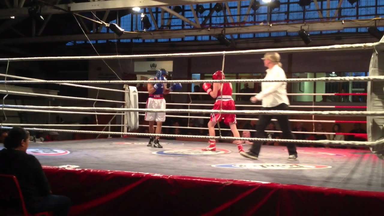Kanes First Boxing Match - YouTube