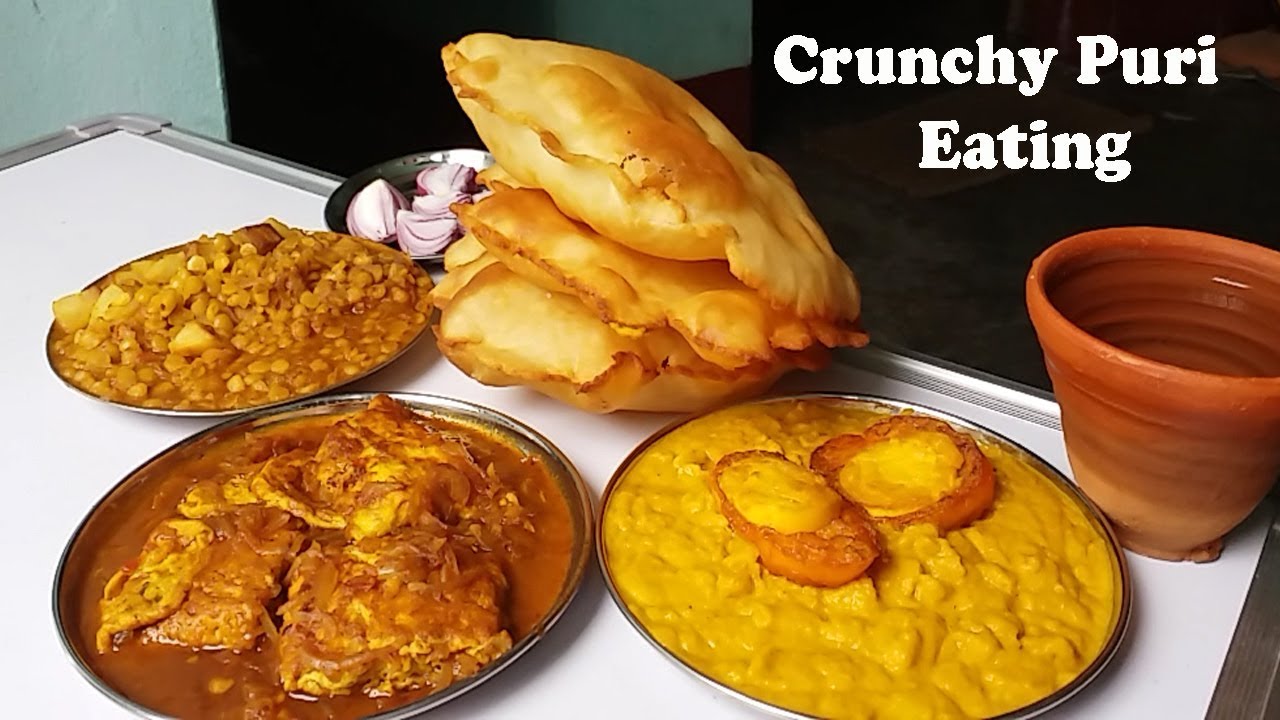 crunchy puri eating with eggs top food - YouTube