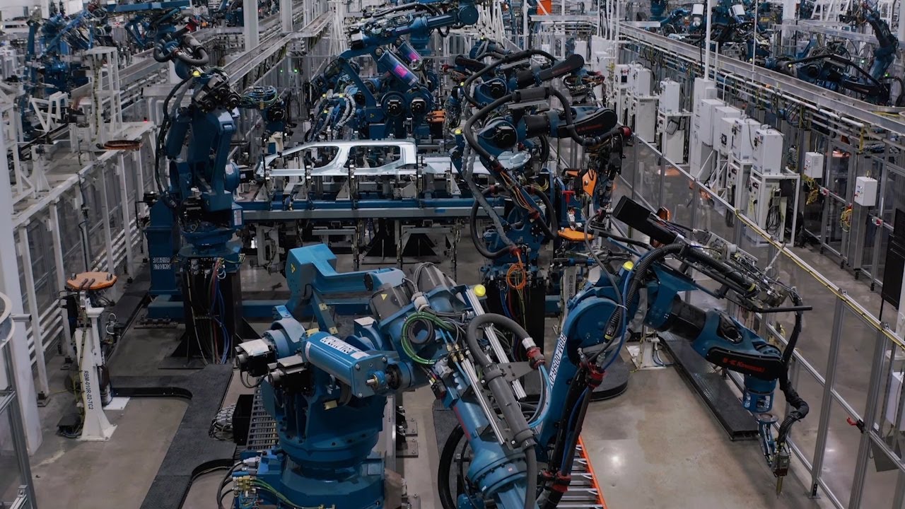 FIRST SHIFT - 11/29/2022: Light-vehicle production rises - YouTube