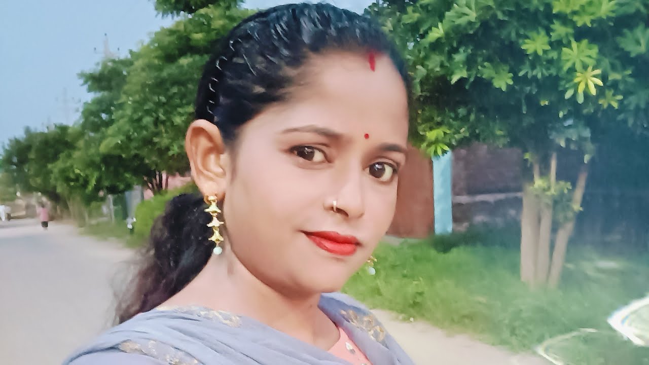 Reena Raj is live h - YouTube