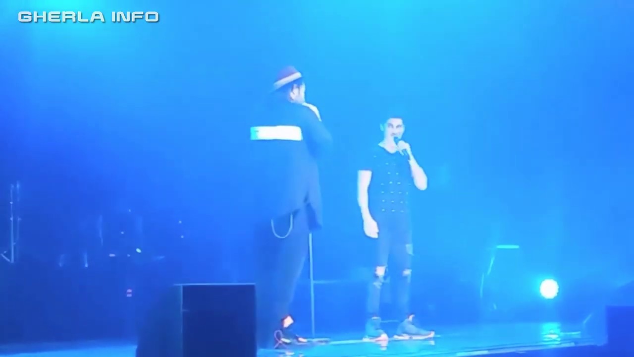 Andrei Gabor & Smiley cântă pentru fani la Tg Jiu - YouTube