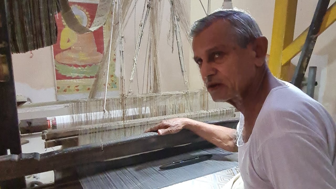 Banaras handloom weavers and making of Banarasi Saree - YouTube