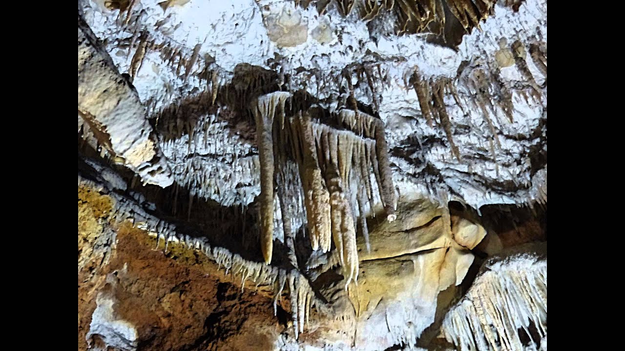 Chifley Cave - Jenolin Caves NSW - YouTube