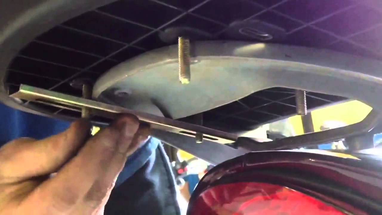 Austin - Trunk installation - YouTube