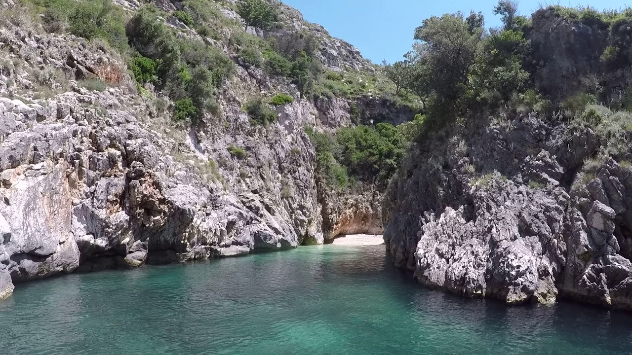 Gjiri Anglezit - YouTube