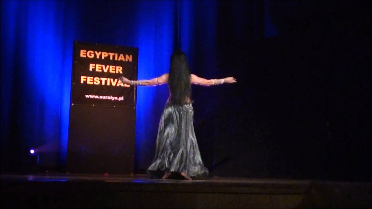 Daila- Oriental Dance and Drum solo رقص شرقى - YouTube