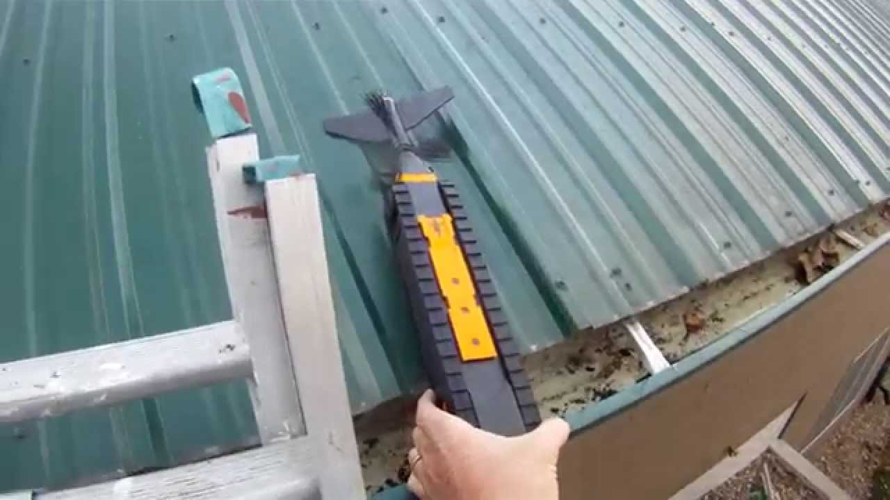 iRobot Gutter Cleaner Demo - YouTube