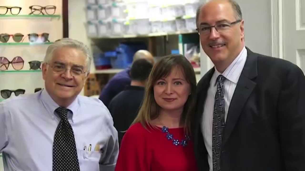 E.B. Meyrowitz & Dell Opticians — SHAMIR AUTOGRAPH III™ Lens - YouTube