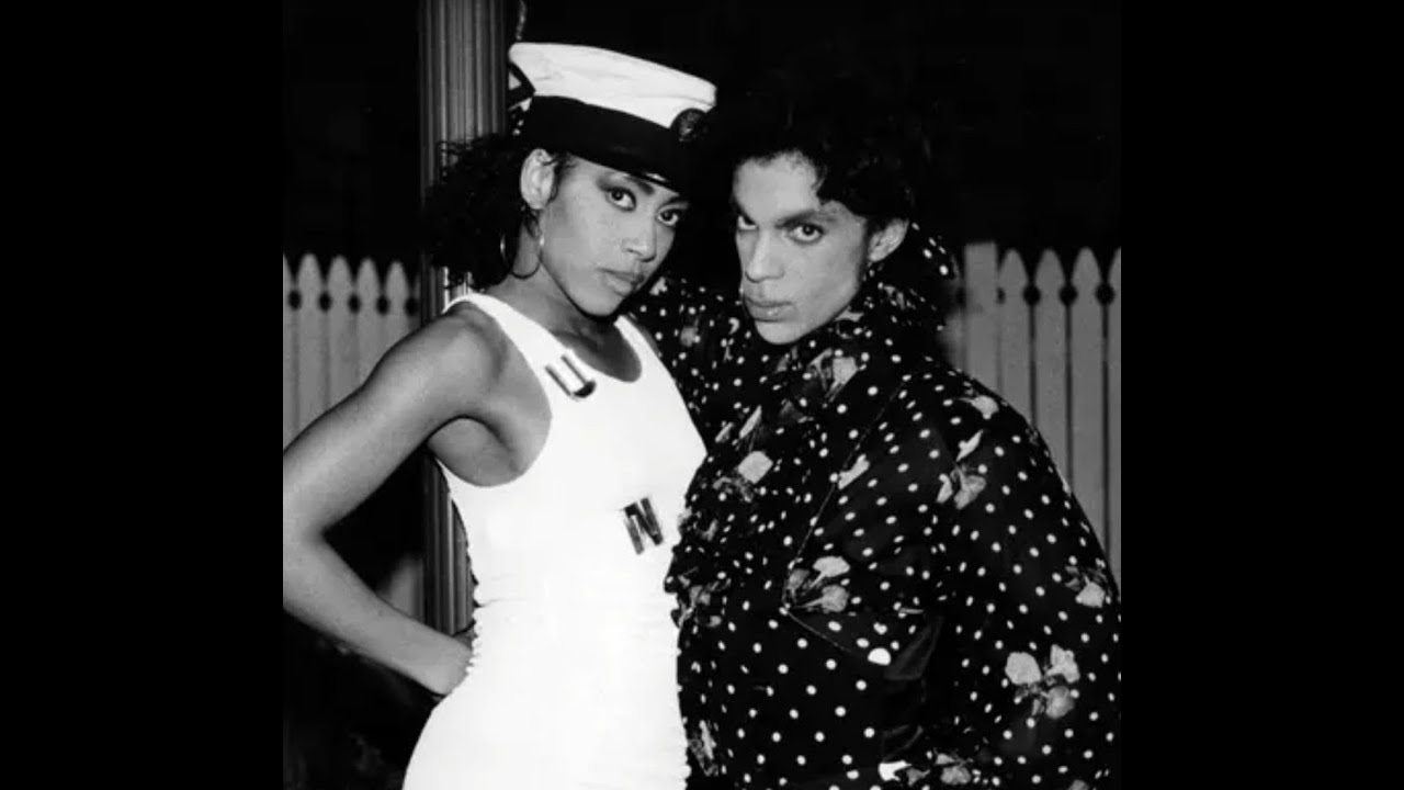 RIP PT 2 CAT GLOVER,,, PRINCE SINGING HAPPPY BIRTHDAY TO CAT IN 1988 ...