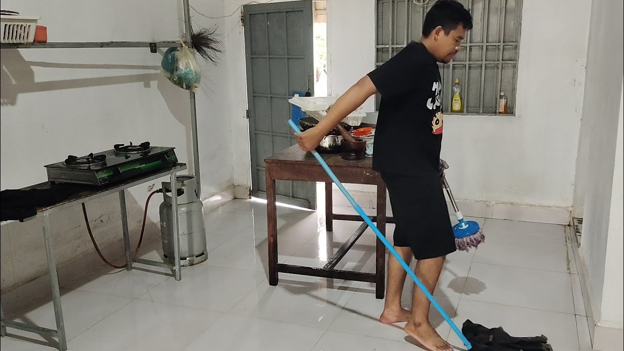 Holiday Rush cleaning the floor October 15, 2025 - YouTube
