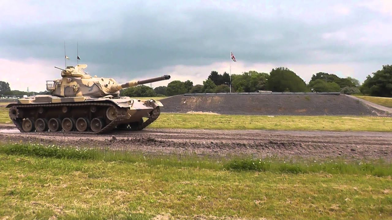 M60 Patton tank - YouTube