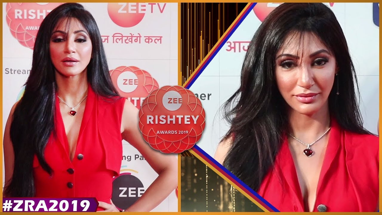 Reyhna Pandit Of Serial Manmohini At Zee Rishtey Awards 2019 Red Carpet ...
