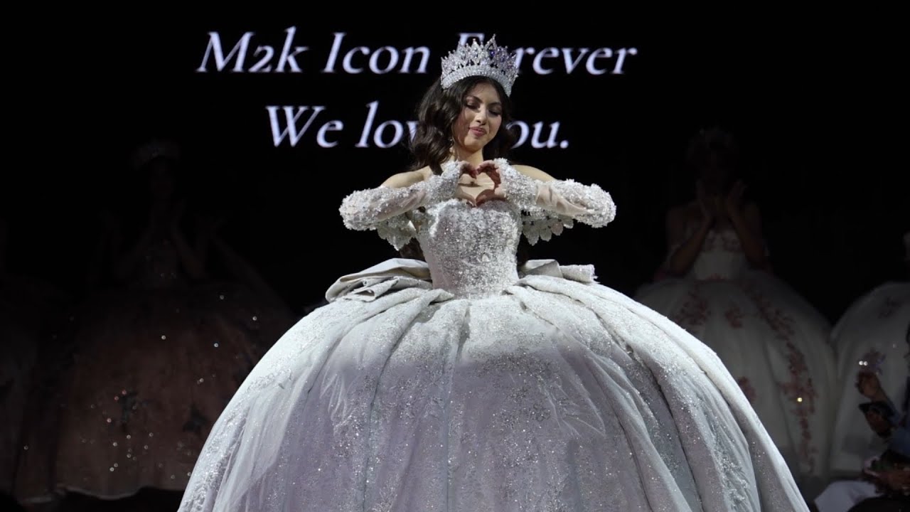 Crying on stage.. My last show.. | M2kModel Backstage EP 3 - YouTube