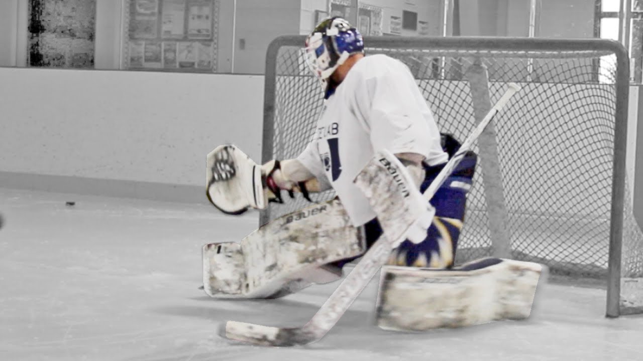 Reading The Puck | Mic'd - YouTube