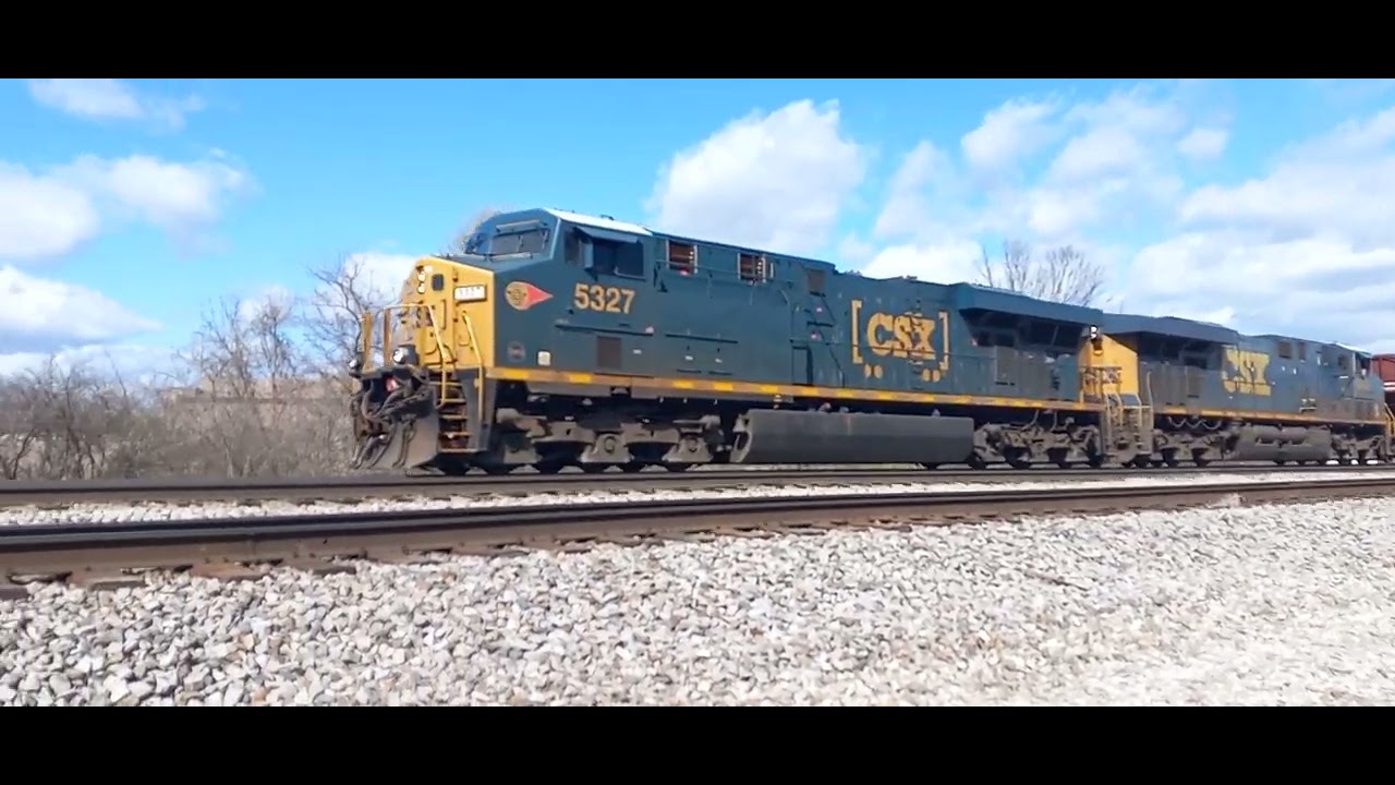 CSX 5327 WM sticker unit Leads L423 - YouTube