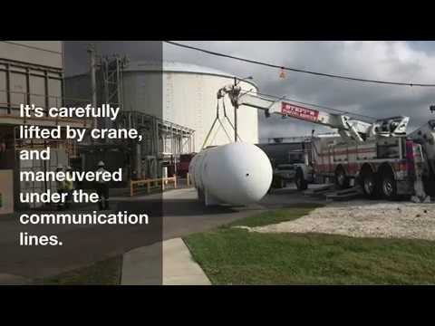 Mosaic Donates Propane Tank to Local Emergency Responders - YouTube