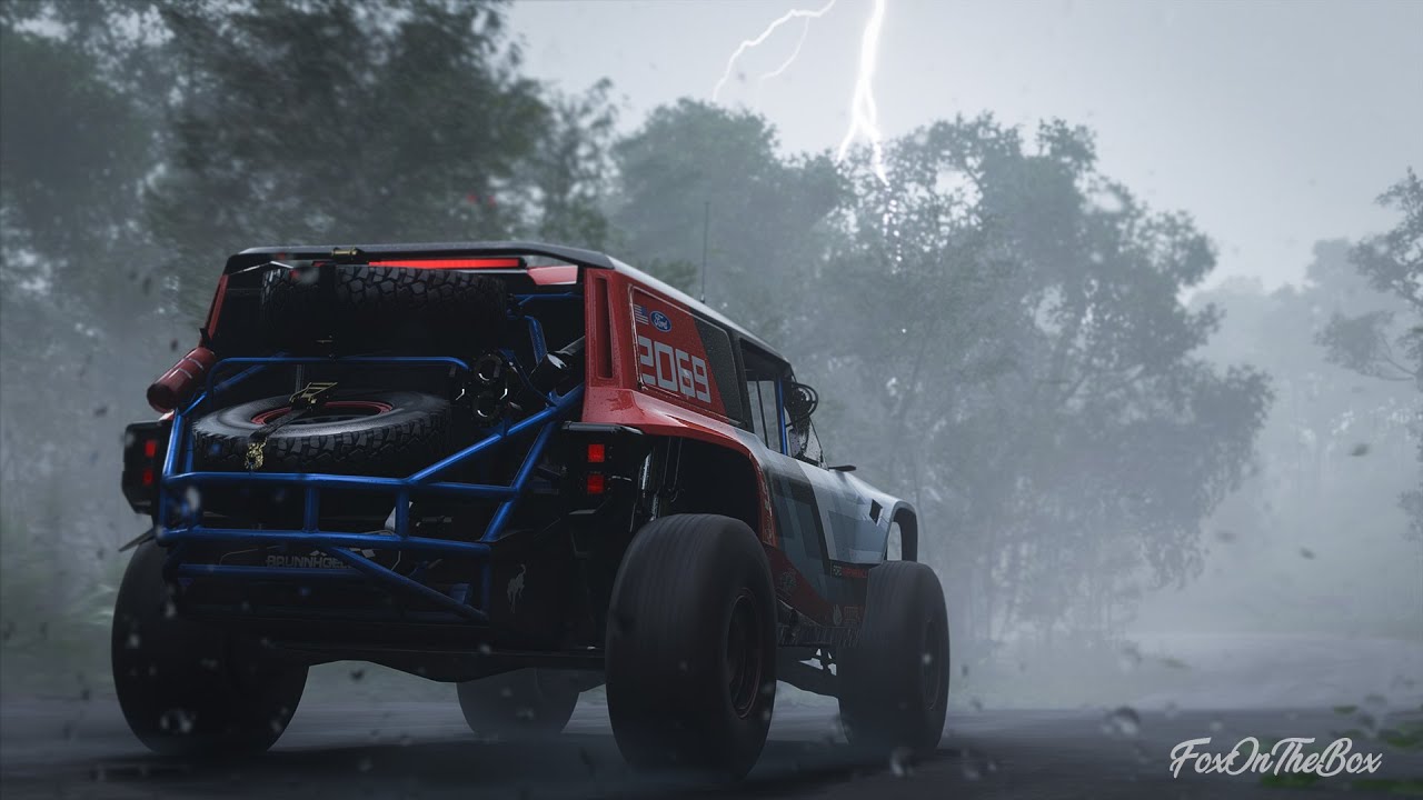 Forza Horizon 5 : Into The Eye Of The Storm - Epic Thunderstorms! - YouTube