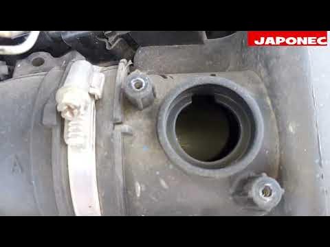 Toyota Corolla intake air temperature sensor P0113 - YouTube