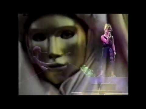 Nicki - Lach mal wieder (Live-Tour Radio Bavaria) - YouTube