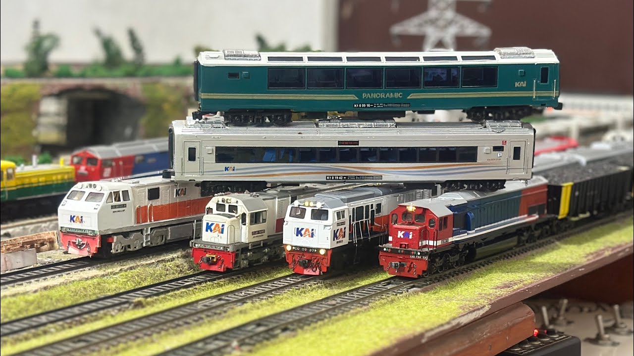 Merakit Kereta api KAI Gerbong Panoramic,Eksekutif,ekonomi & Batu bara ...