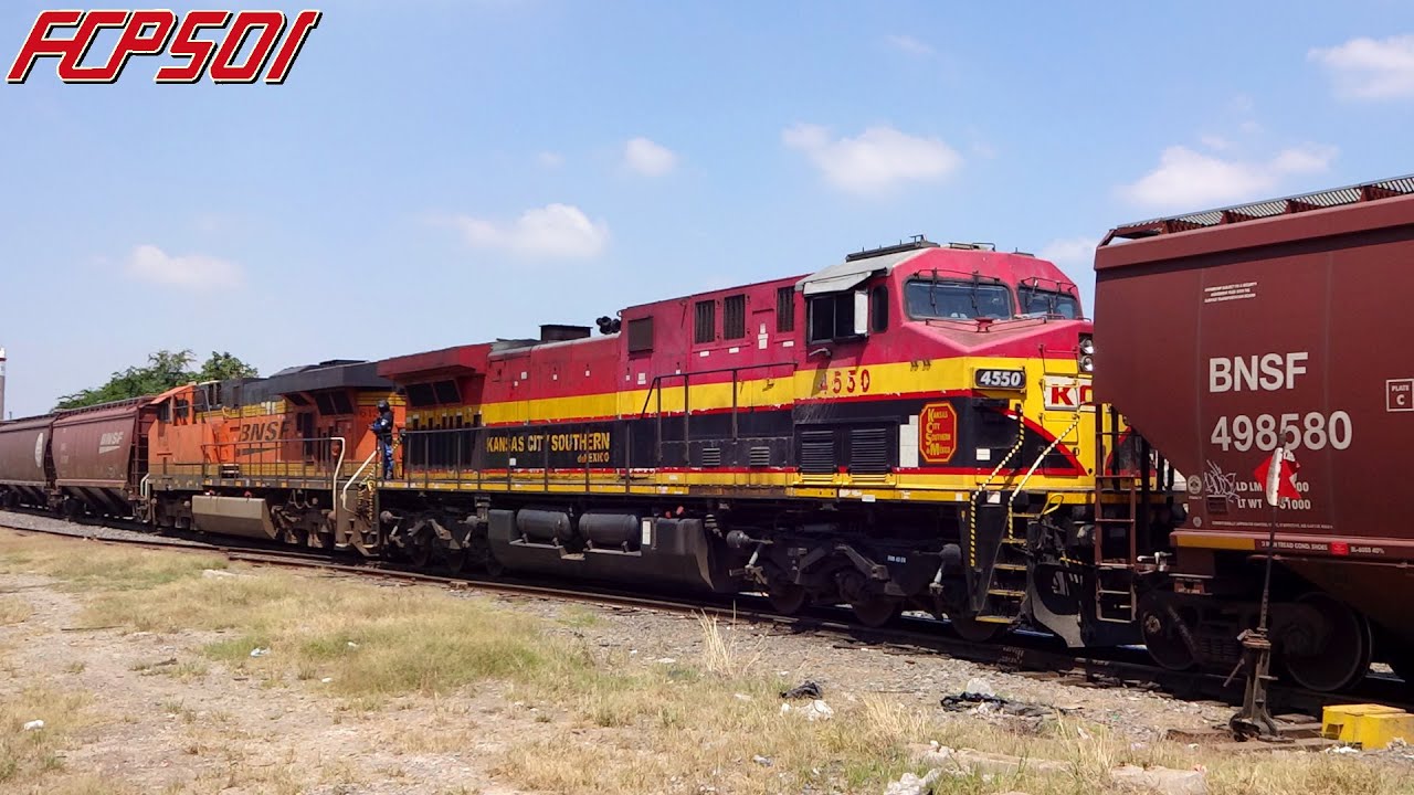 La Segunda KCSM "Coralilla" en llegar a Guadalajara! En un Granelero BNSF de Cd. Juárez. - YouTube