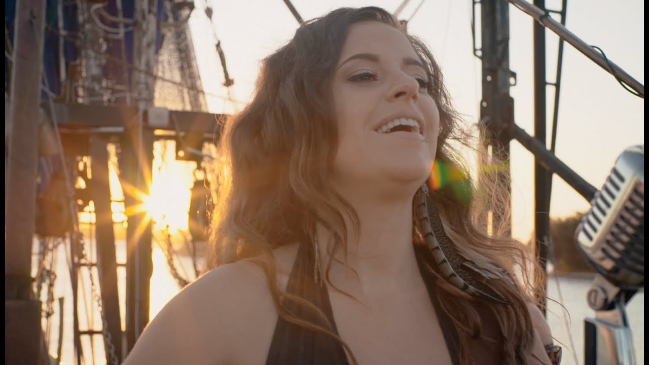 'Man On A Boat' - Nicky Convine - YouTube