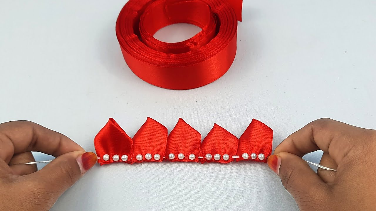 DIY 😍 Amazing Easy and Quick Ribbon Flower. Unique Ribbon Embroidery ...